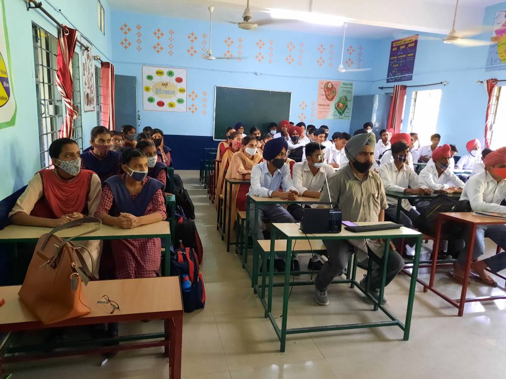 Broadcast of Audio Programmes on Life Sciences (Atpate Vigyaan ki ...