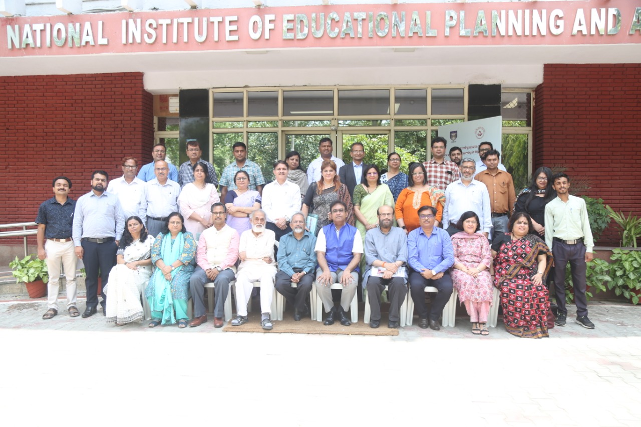 Blended Learning in Higher Education - Commonwealth Educational Media ...